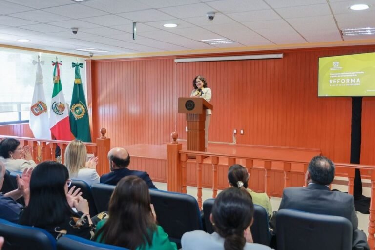 UAEMéx. – Presenta Anteproyecto de Reforma a su Ley - Agenda Informativa